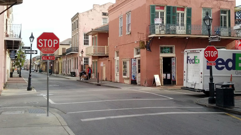 Four-way stops aren’t complicated, so why do so many drivers struggle ...