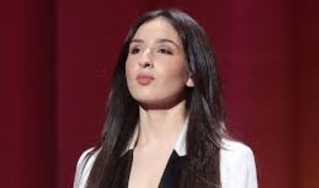 « Jamais de la vie ! » : Ambre claque la porte du dress code à la Star ...