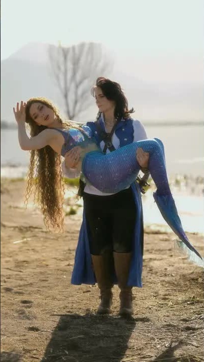 I’m a sucker for mermaid x pirate stories 🤷‍♀️ 🧜‍♀️🏴‍☠️ Pirate: @Athena ...
