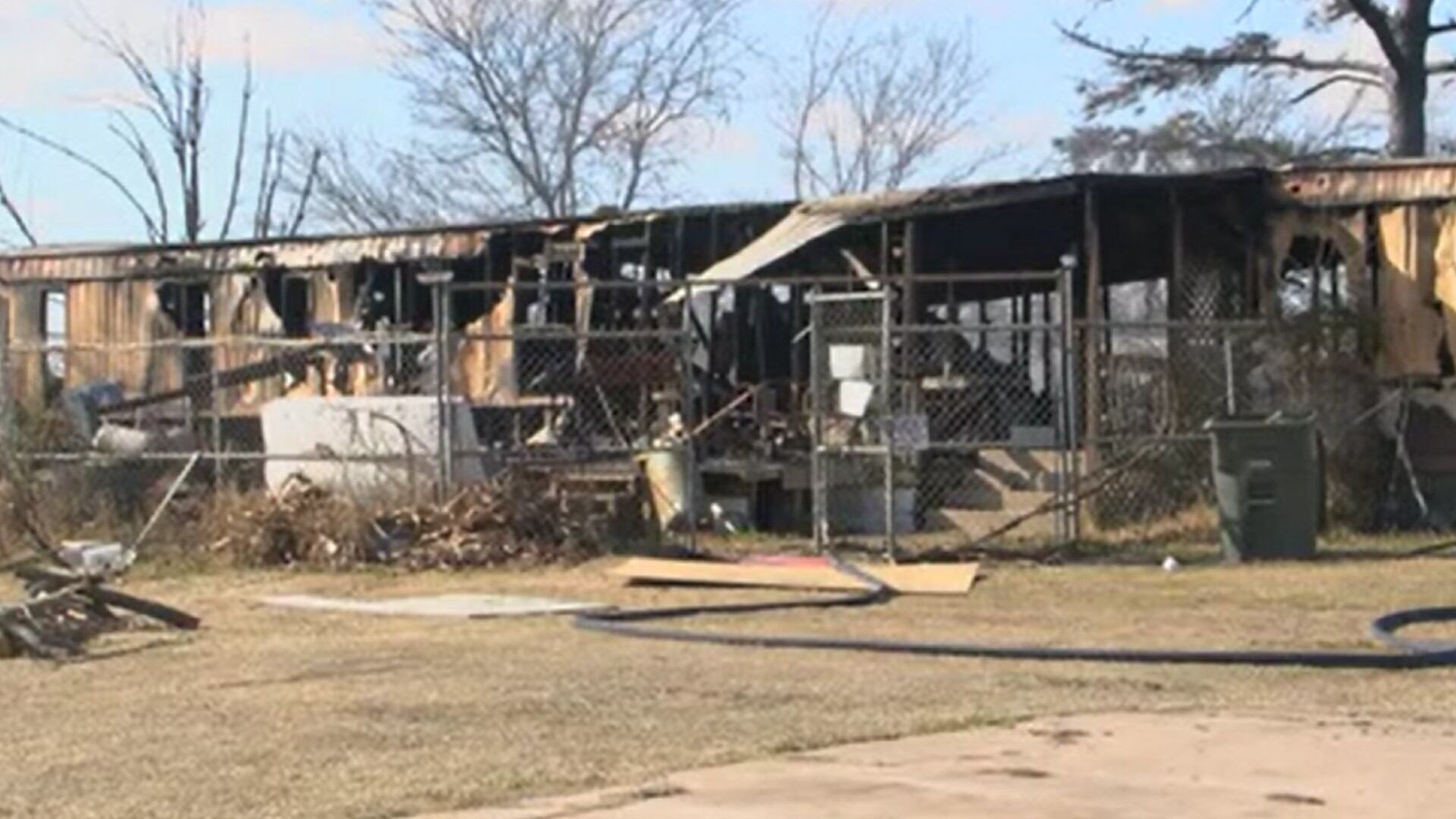 Fire destroys two homes in Healdton