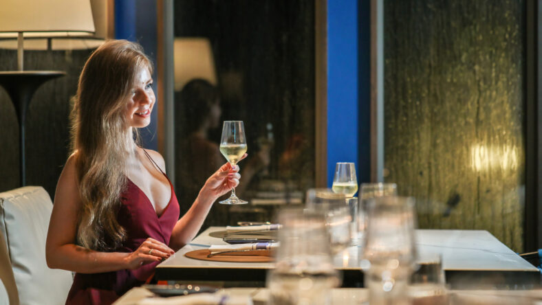 Her ex has been begging to get back together with her, so she's making ...