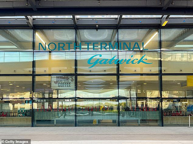 Where to park to avoid drop-off fee and fines at each major UK airport