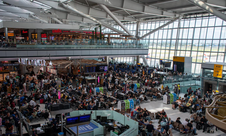 Heathrow closure caused UK's biggest flight disruption of 2025 - check ...
