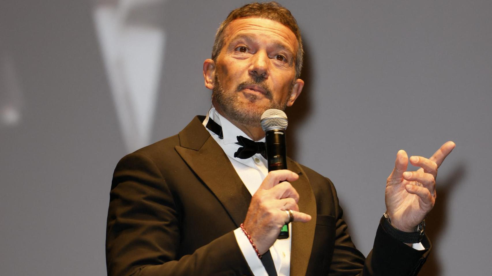 Antonio Banderas, 65 años, sobre su patrimonio: "Invertí 2 millones en ...