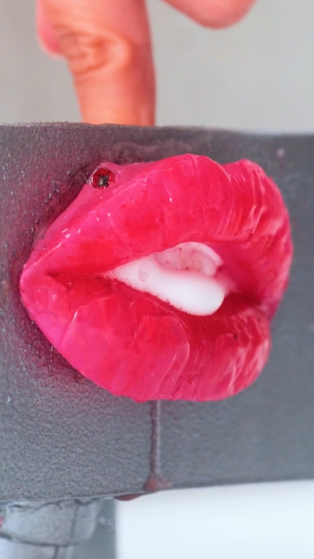 Kissable suds: The art of soap crafting