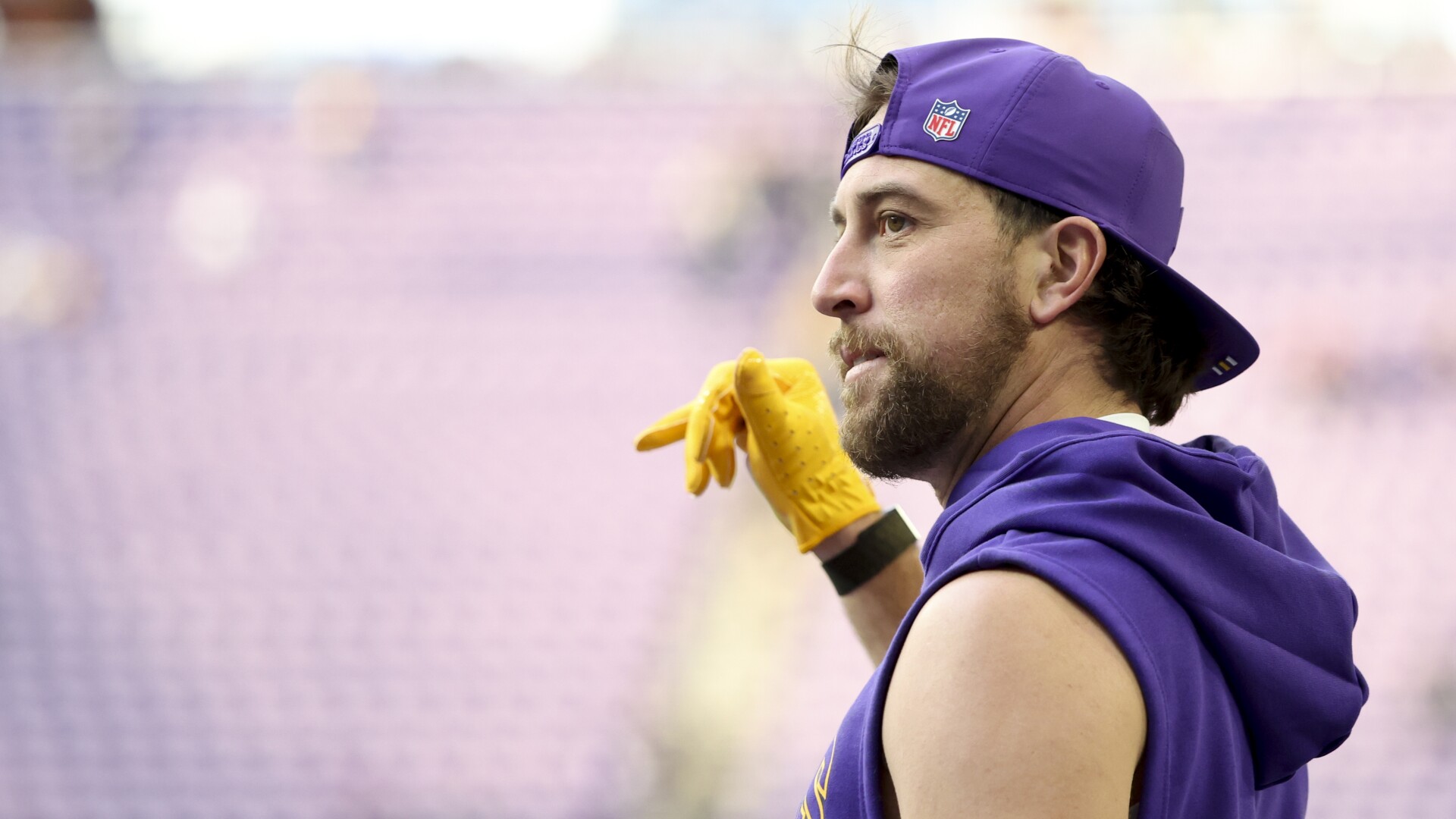 Adam Thielen announces his retirement