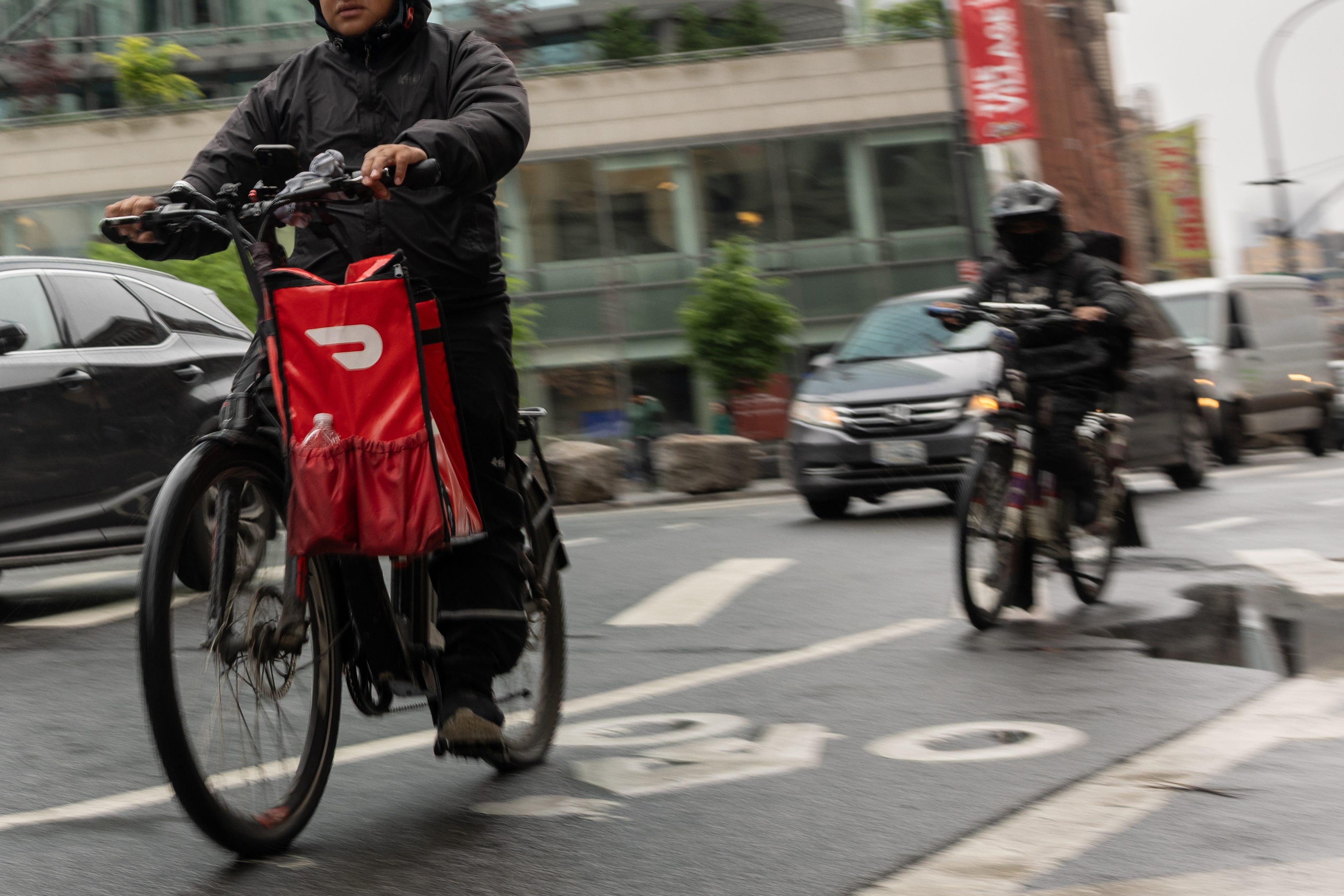 DoorDash, Uber drivers stiffed out of $550M in tips, NYC says