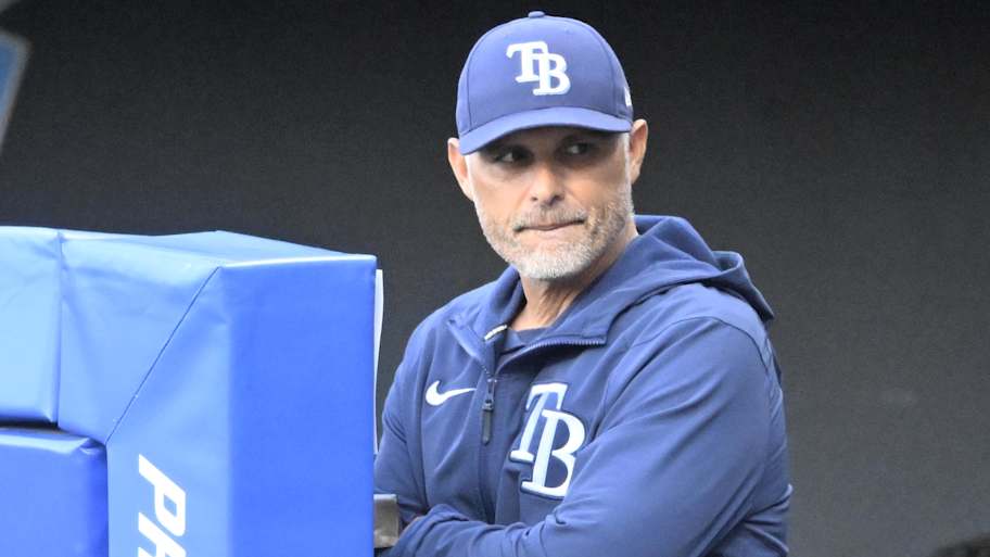 Rays officially announce coaching staff under manager Kevin Cash