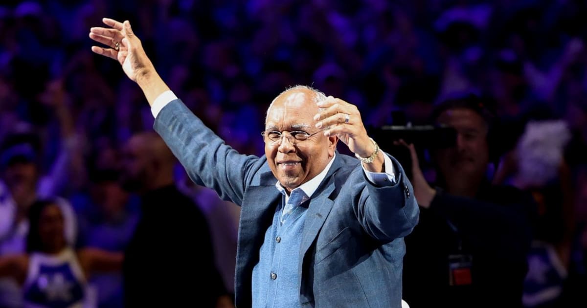 Tubby Smith to be honored as Naismith outstanding contributor to basketball