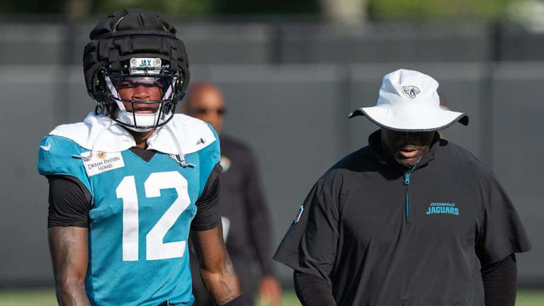 Jaguars Reveal Early Plans For Travis Hunter's 2026