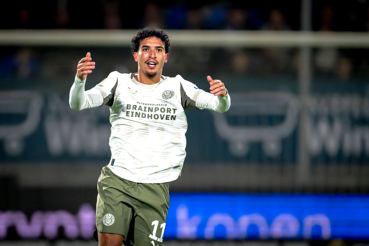 PSV bereikt kwartfinale bekertoernooi na productief halfuurtje in Den Bosch