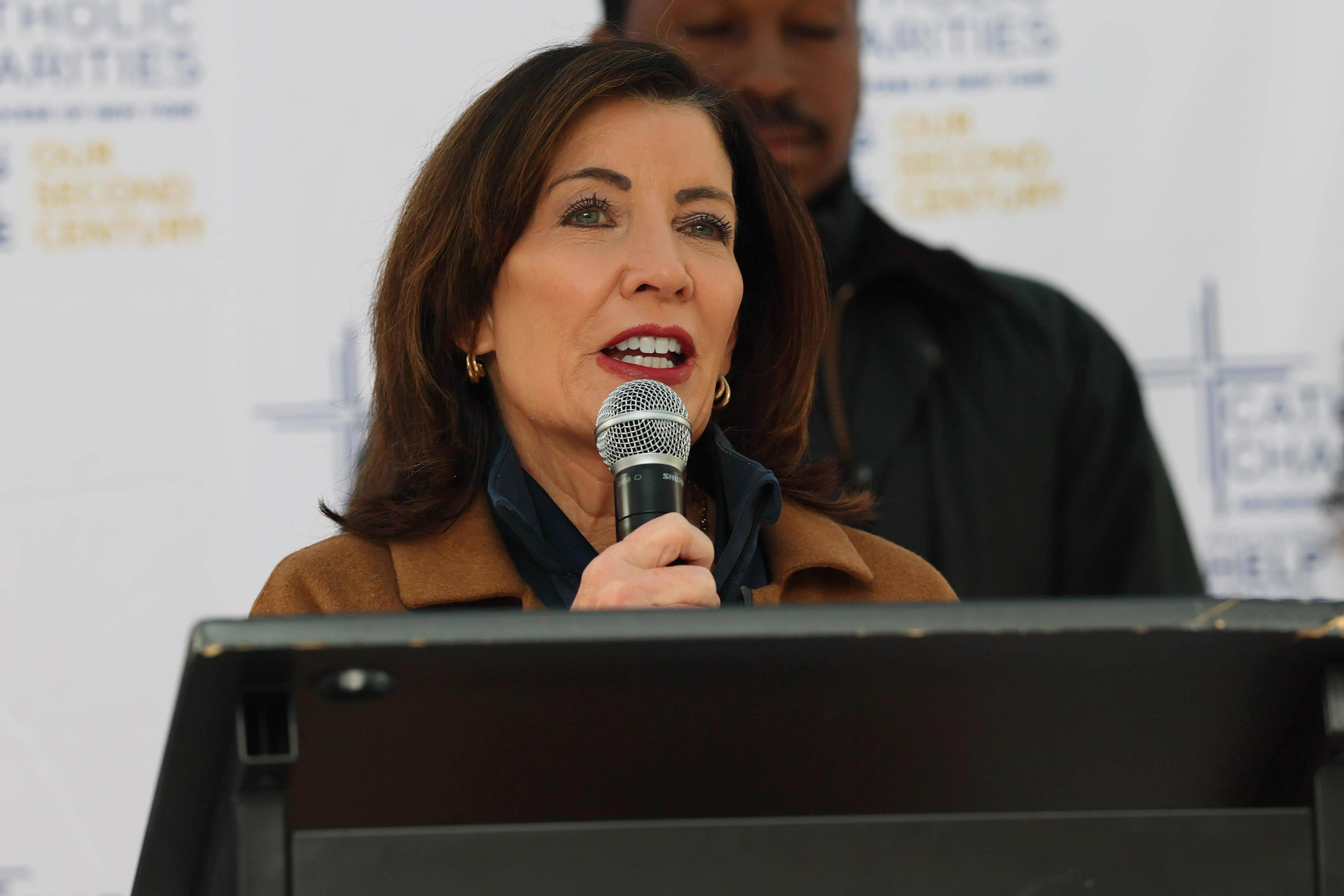 Hochul unveils plan for 2nd Ave subway, Jamaica Station