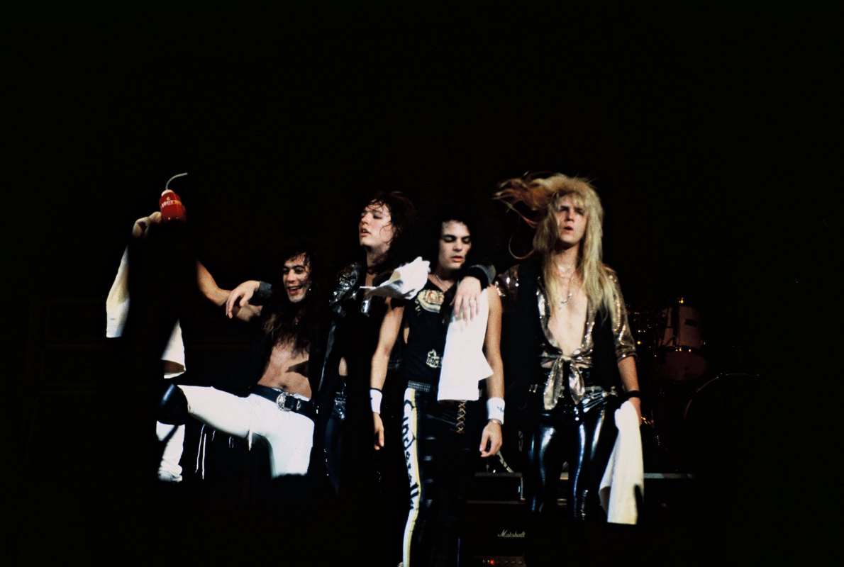 Iconic '90s band announced as special guest for 2026 rock tour