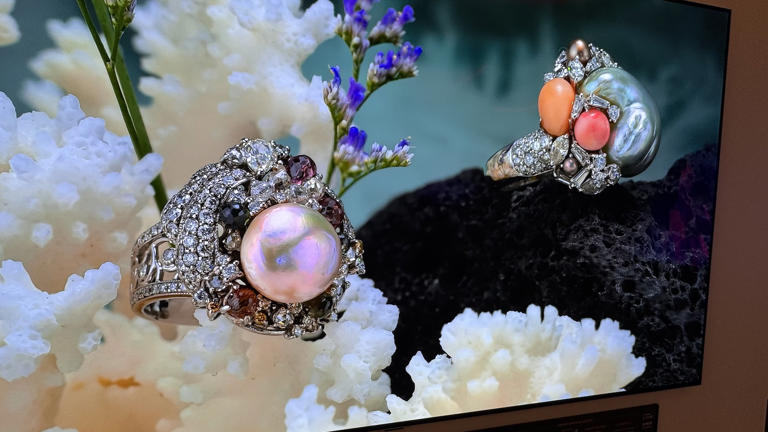 I've seen LG's new wallpaper OLED TV in action, and I think it looks ...