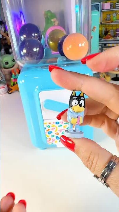 Bluey FAO Schwarz vending machine #target #bluey #vending