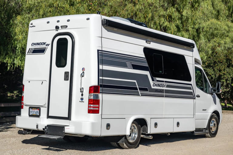Adventure-ready 2024 Chinook Summit SS for sale with 1,400 miles