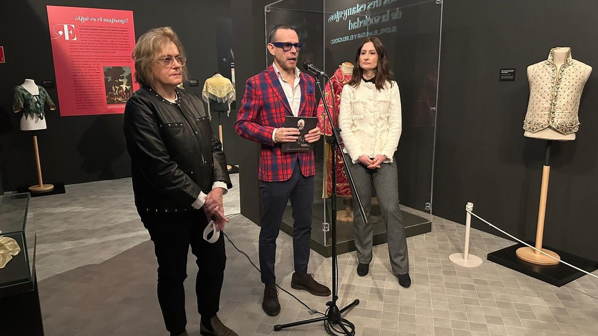 Una exposición en el Museo Pablo Serrano relaciona a Goya con la moda ...