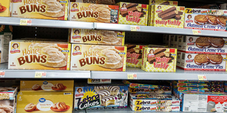 Little Debbie Just Launched Ice Cream Sandwiches & Fans Need Them ...