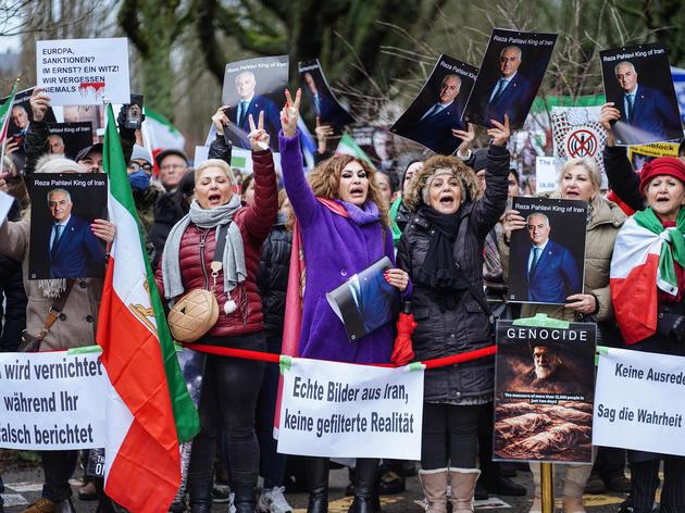 Regime im Iran soll weichen