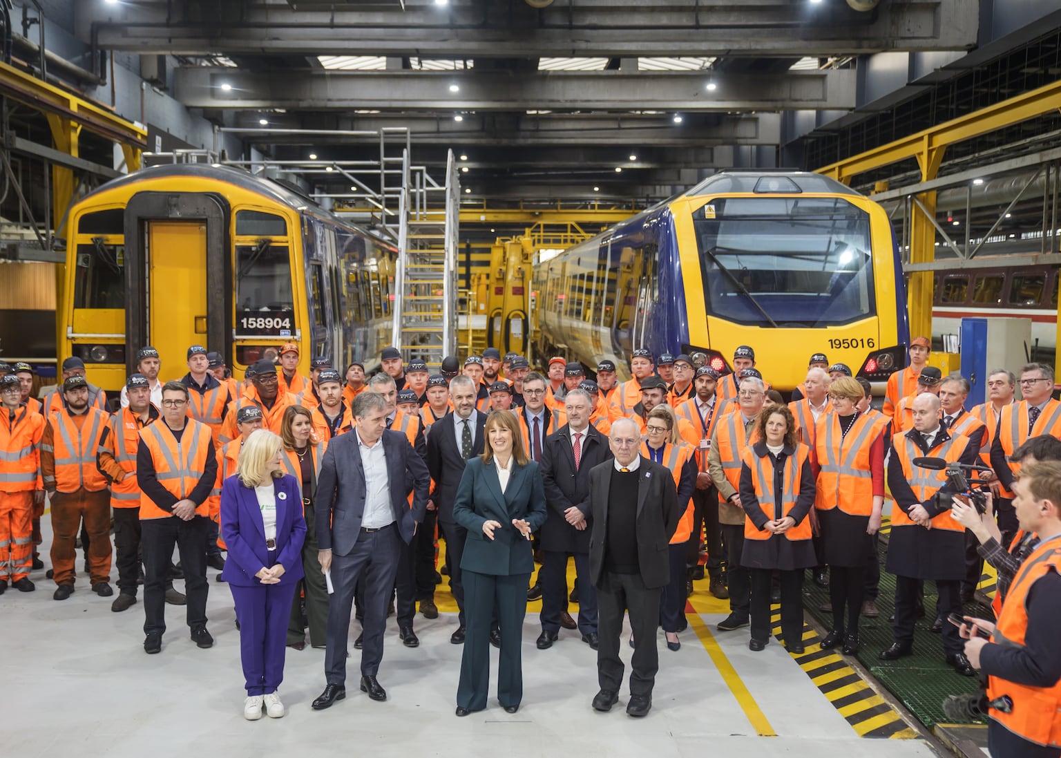 Rachel Reeves wants north to ‘feel the benefits’ of rail scheme by ...