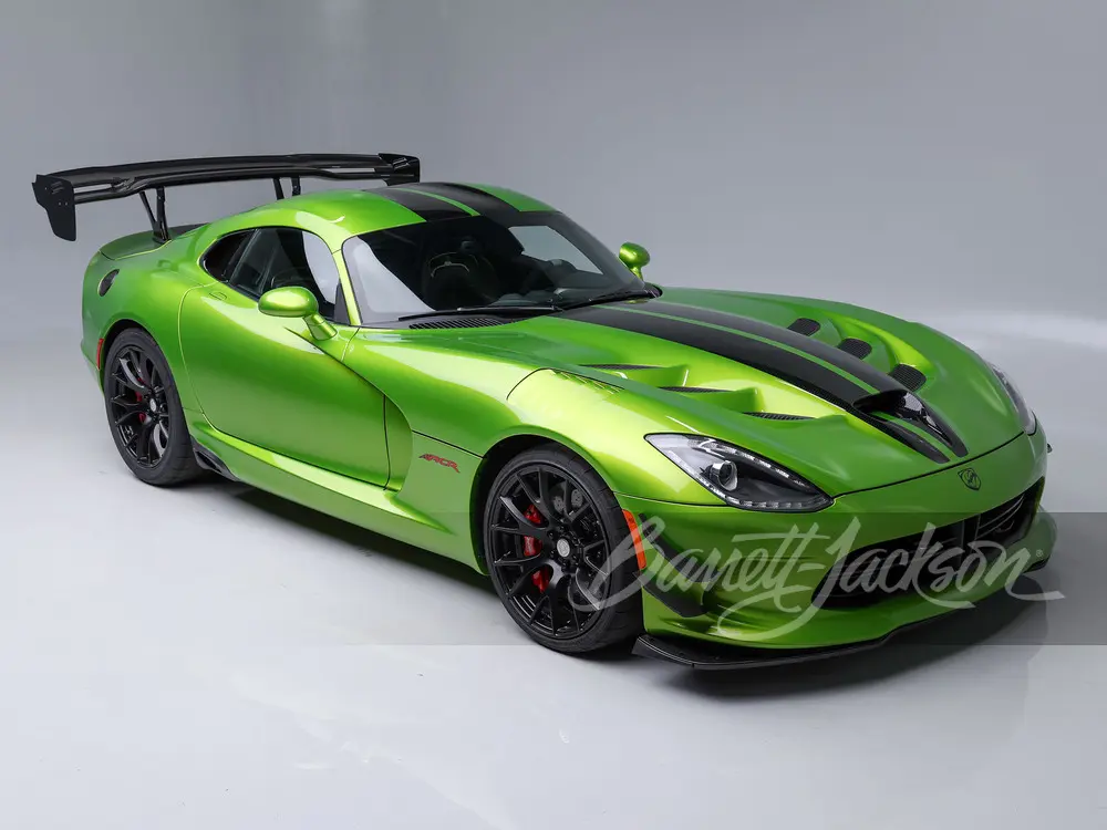 Final-year Dodge Viper ACR Snakeskin Green Edition heads to auction ...