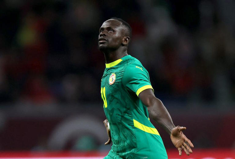 Soccer - Senegal snatch late winner to down Egypt and reach Cup of ...