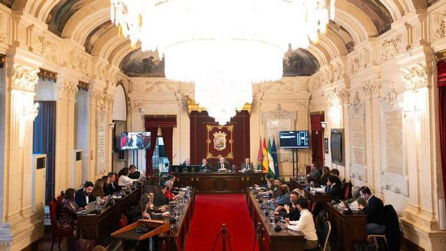 El Pleno de Málaga da carpetazo al presupuesto de 2026 y lo aprueba ...