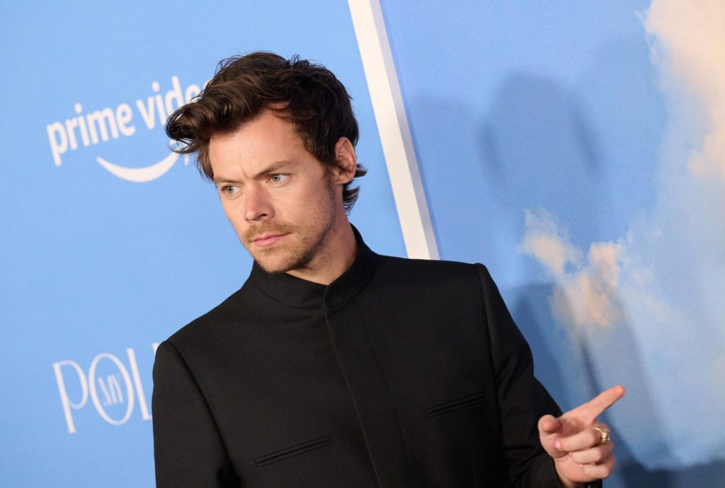 Harry Styles texts fans voice note seemingly teasing his comeback: "We ...