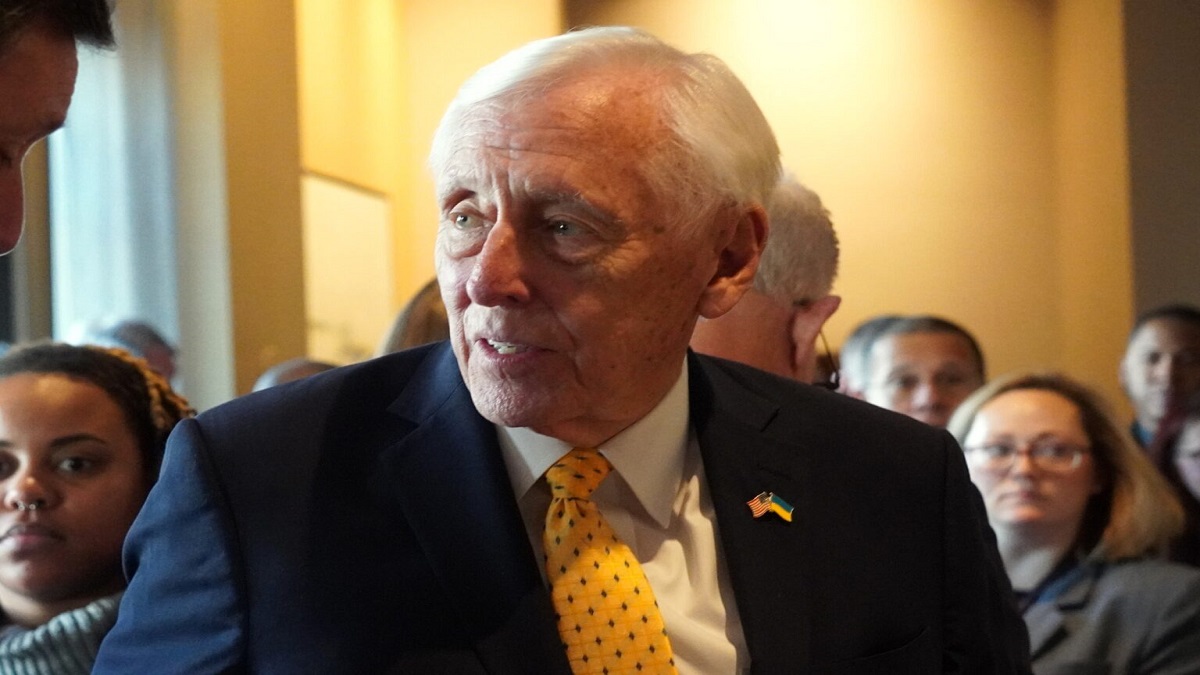 Fundraising, name recognition shape 5th District race