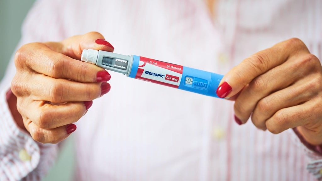 Nurse appears in court on charges of giving fake Ozempic to Chicago ...