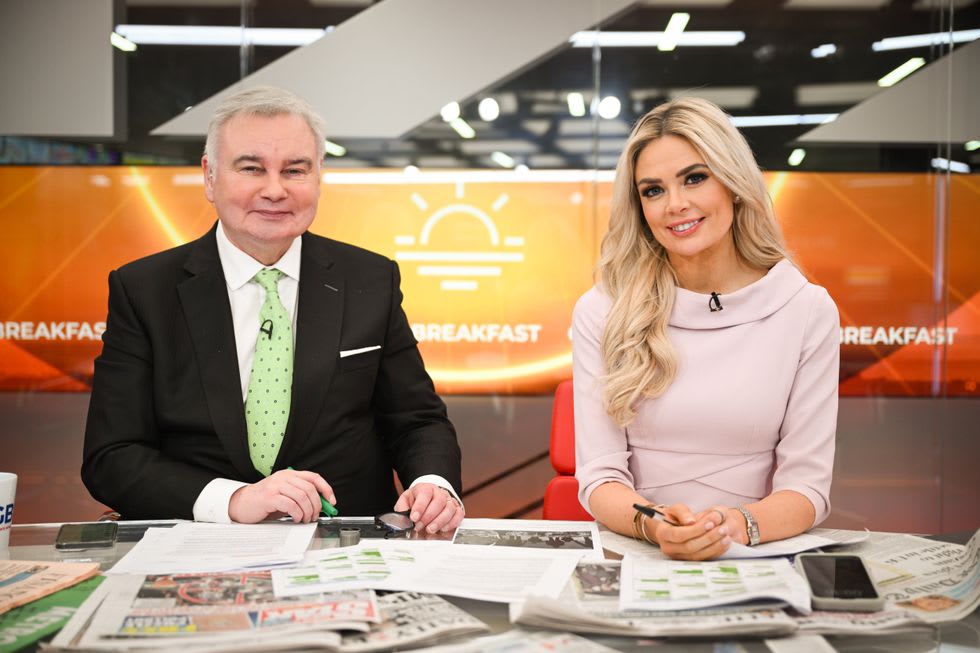Eamonn Holmes flooded with well-wishes as GB News star shares health ...
