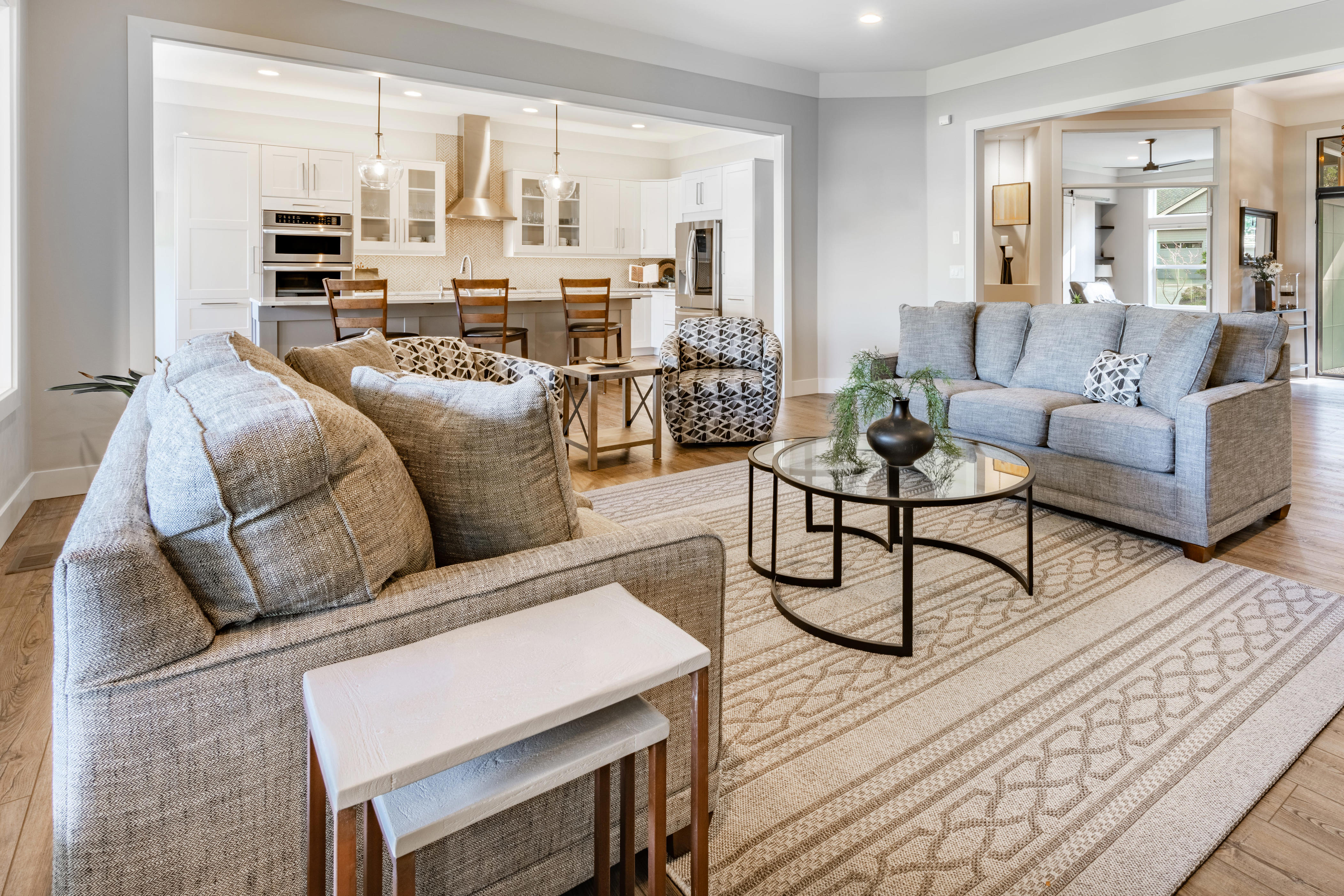 Interior designers share the 9 biggest mistakes people make when ...