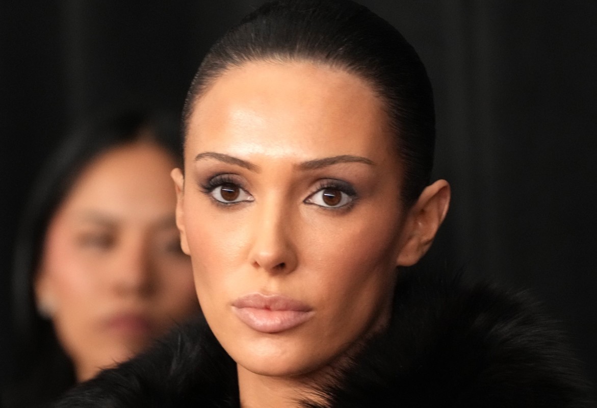 Bianca Censori's mom & 2 sisters turn heads with daring fashion statements