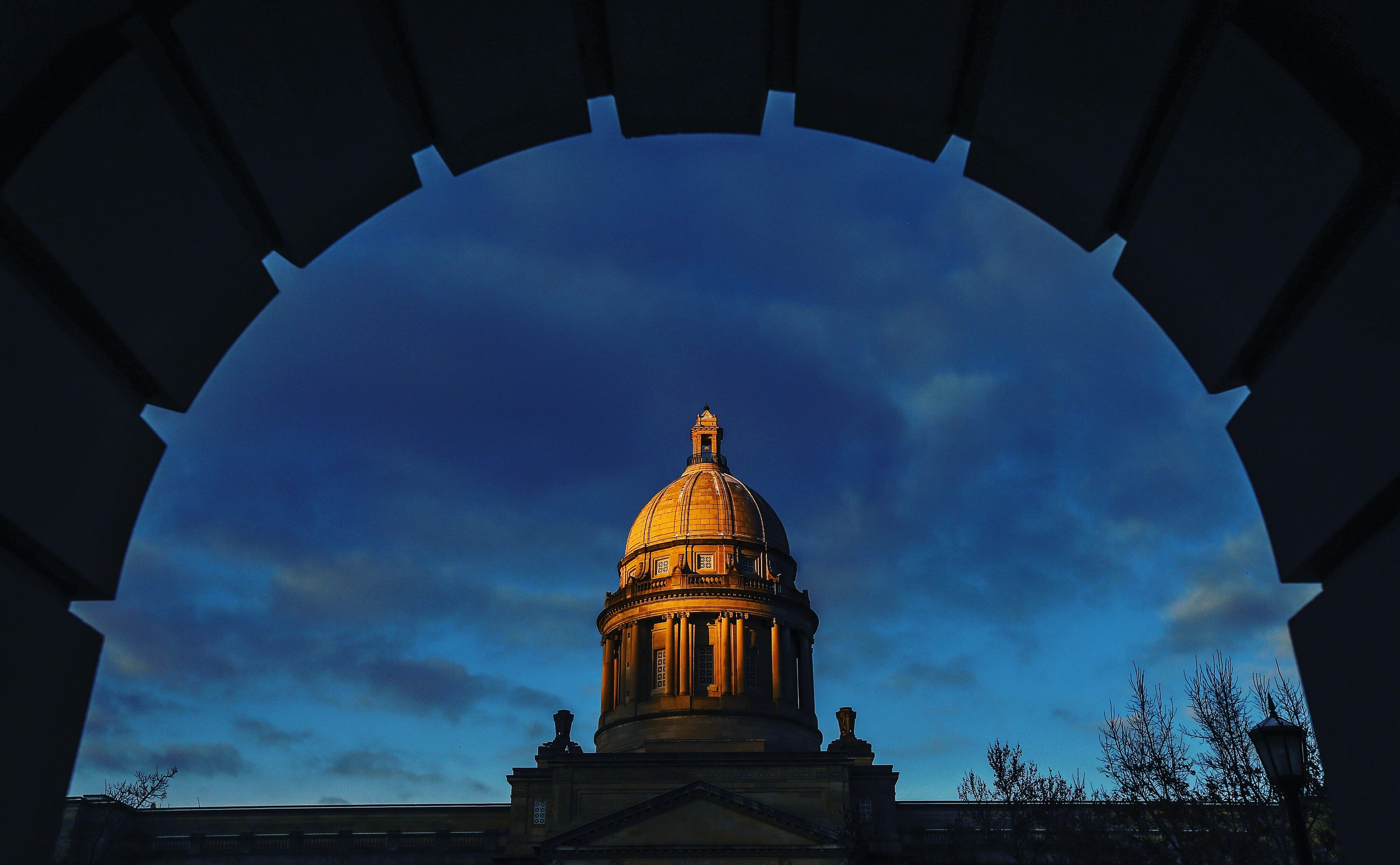 Bill would require Kentucky police to partner with ICE statewide