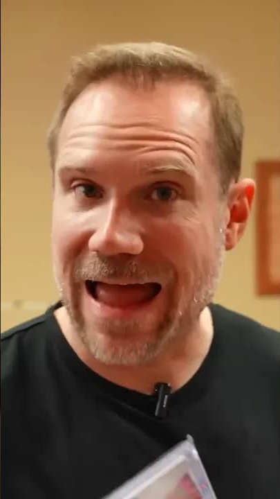 Bijan Robinson kaboom card grading gamble at card show