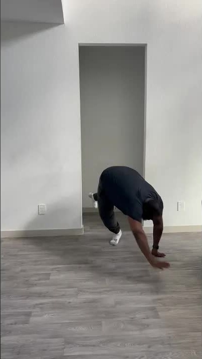 Husband's cartwheel challenge fails hilariously!