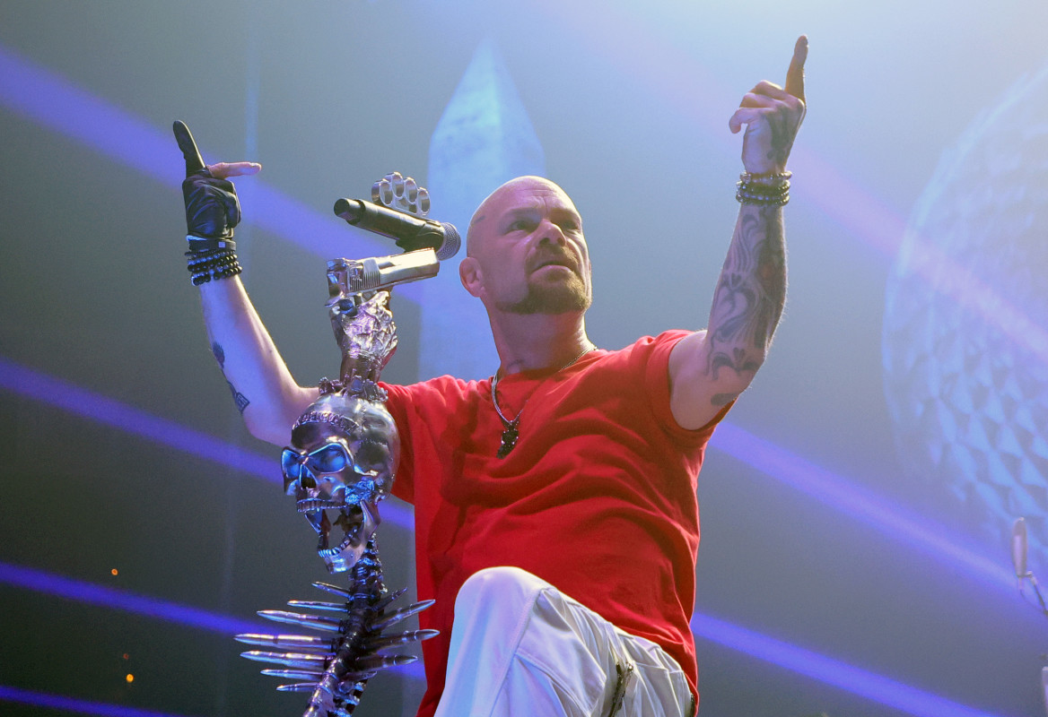 2000s heavy metal icon responds to reunion rumors with former band ...