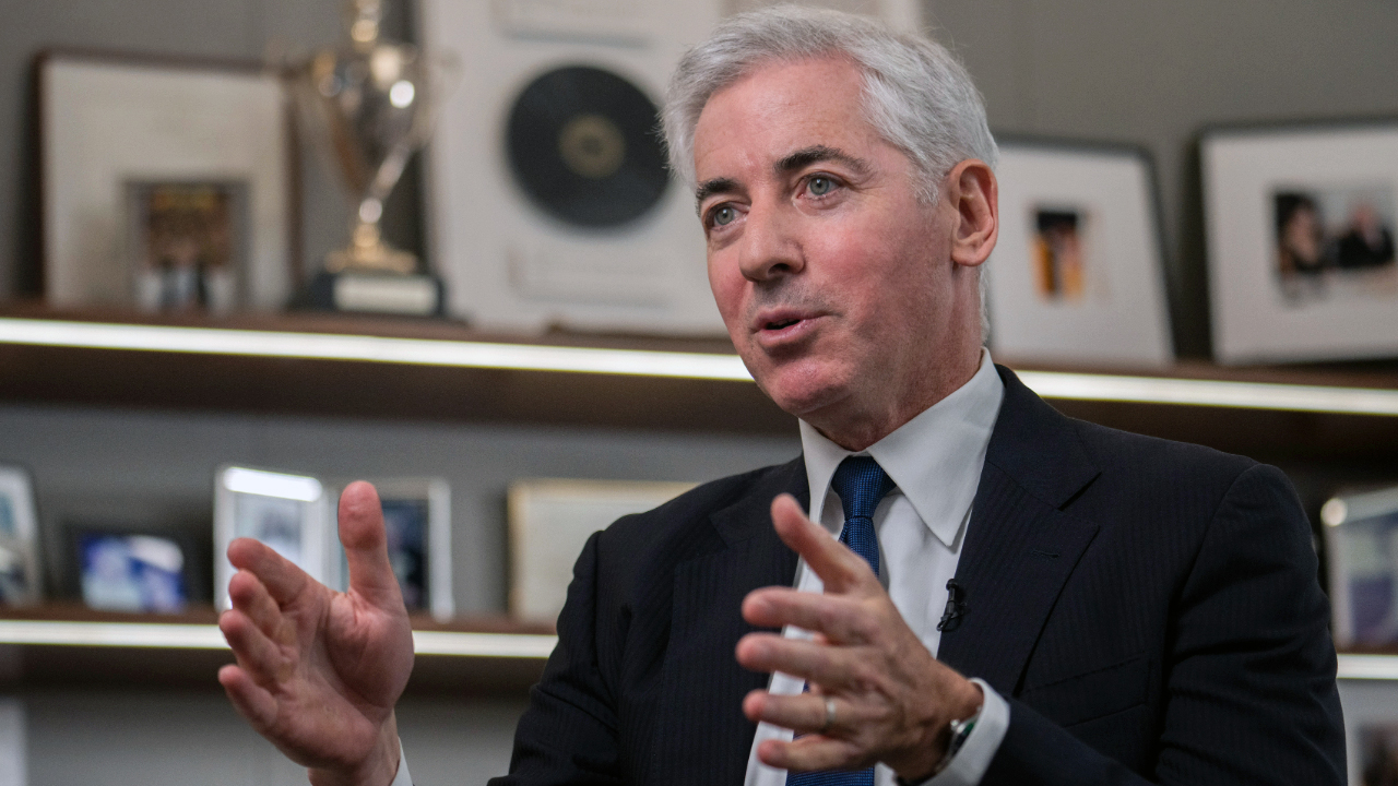 Bill Ackman defends donation to ICE officer who shot Minnesota woman ...