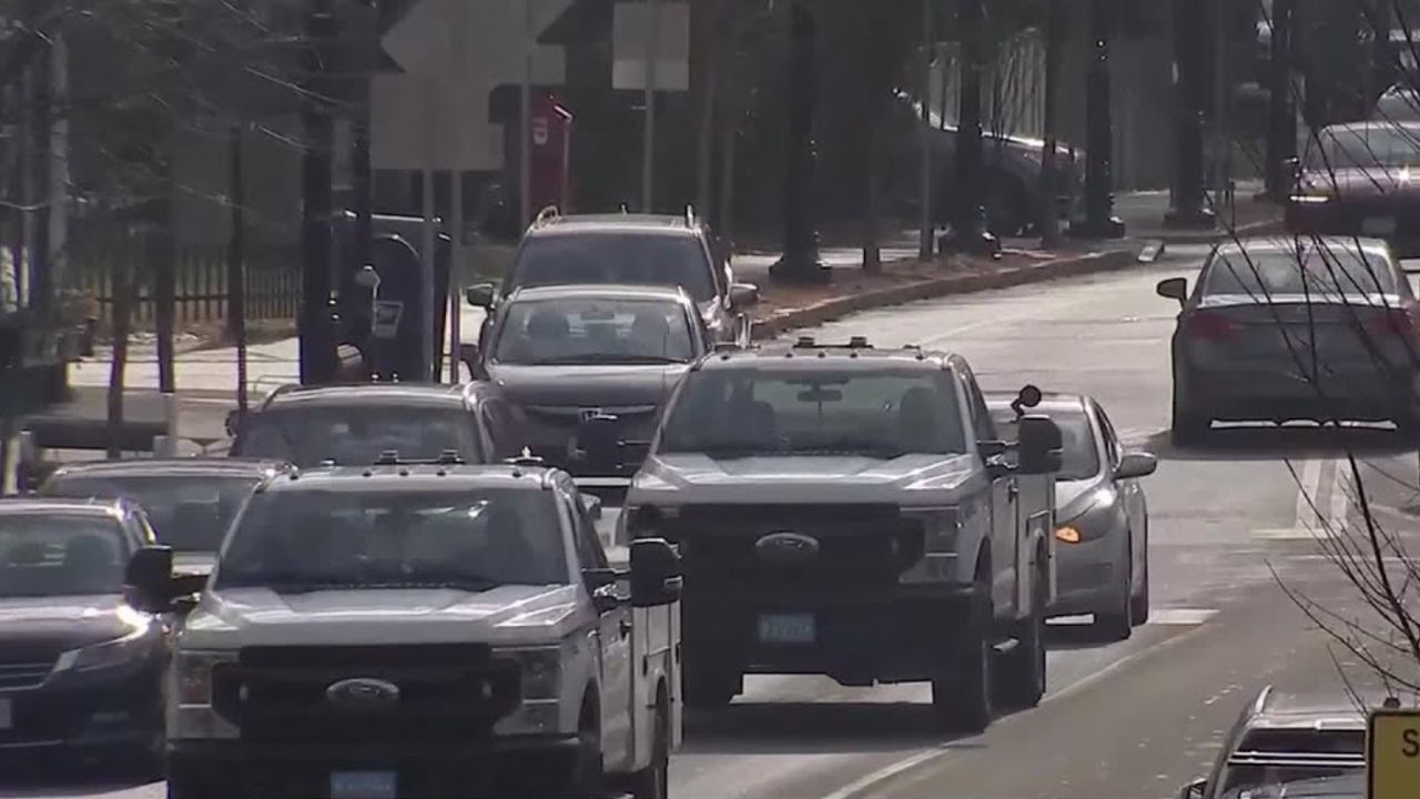 Massachusetts lawmakers propose bill to limit how many miles residents ...