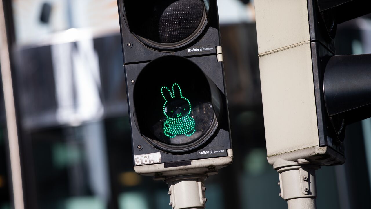 Geestelijke vader van Nijntje Dick Bruna is eerste kinderauteur die ...