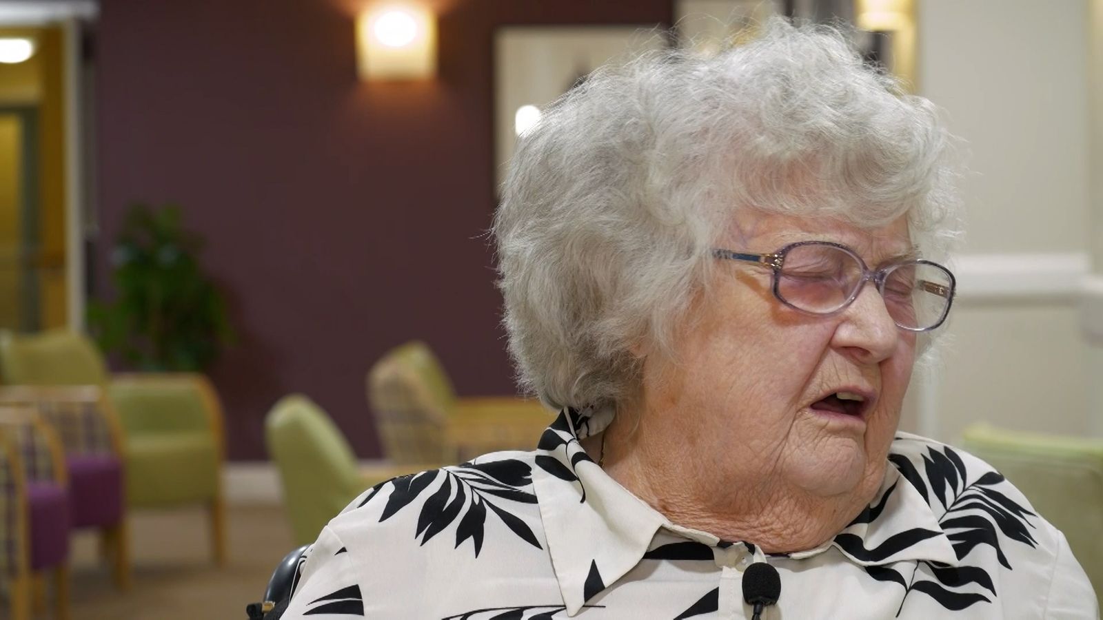 Outrage from elderly residents at water outage