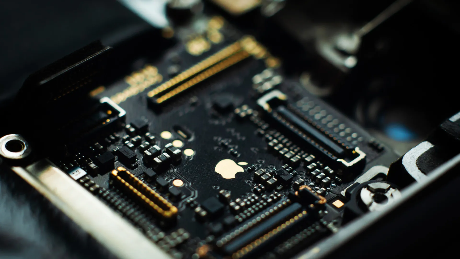 Apple vai começar a produzir os seus próprios chips de IA