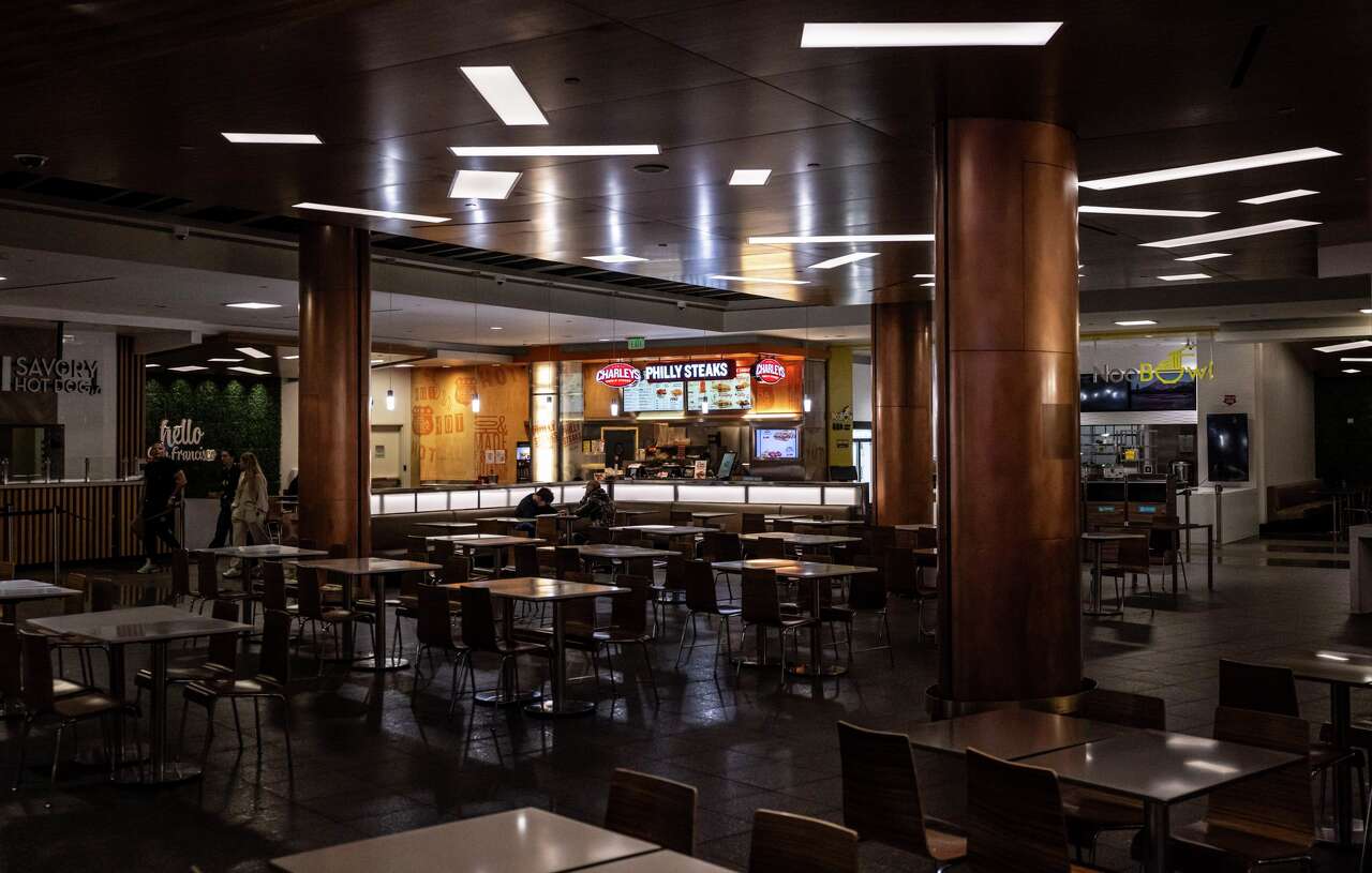 The last restaurant at SF's largest mall has closed