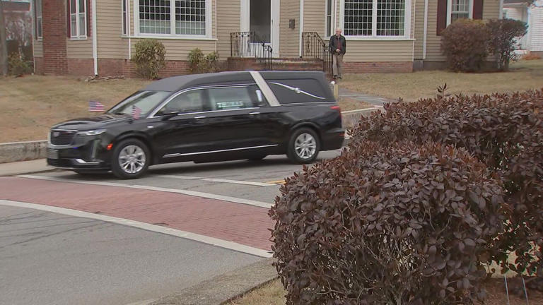 Sea of blue ahead of wake for Uxbridge police officer killed in line of ...