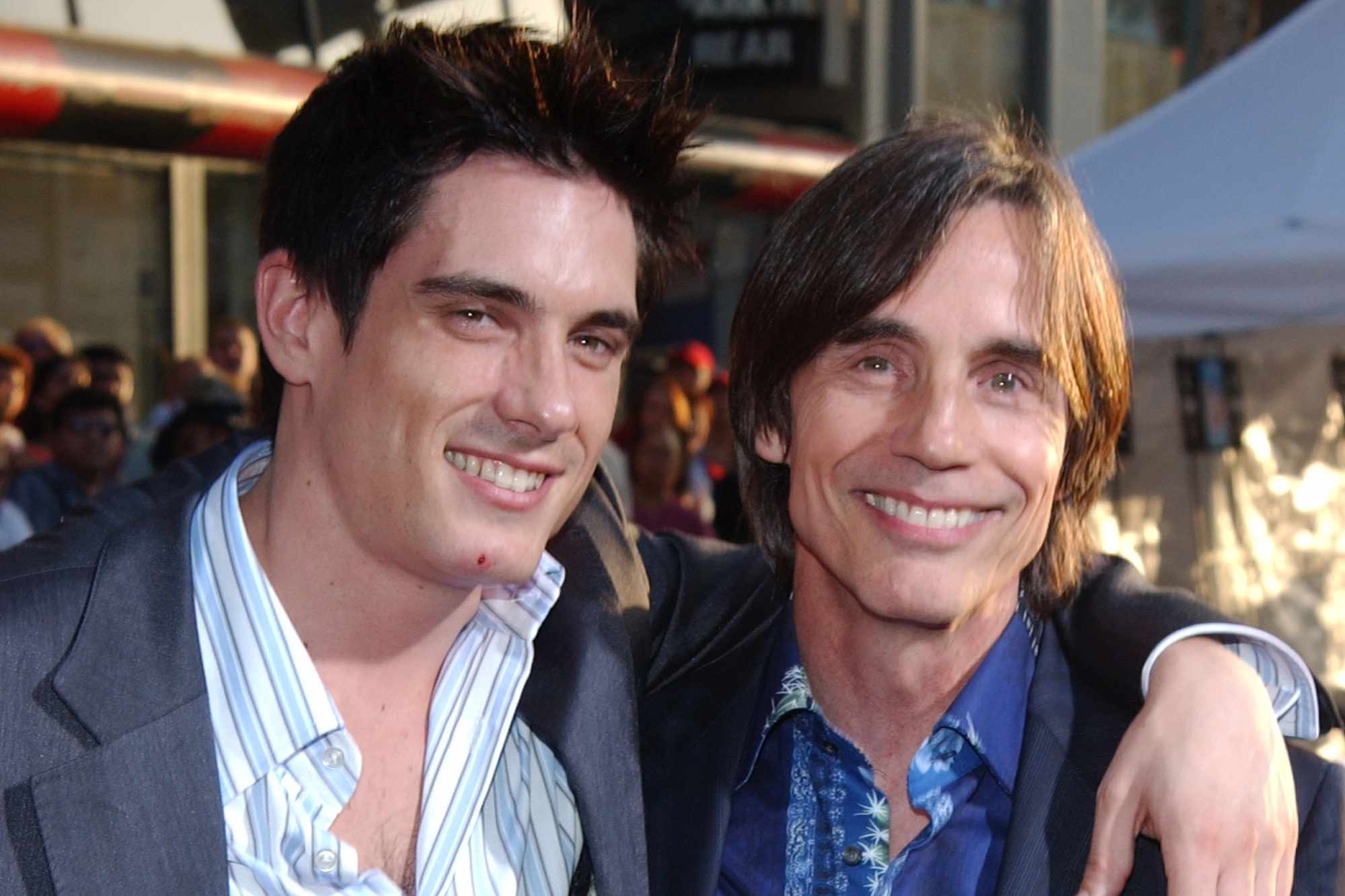 Jackson Browne's 2 kids: What to know about his sons, musician Ryan and ...