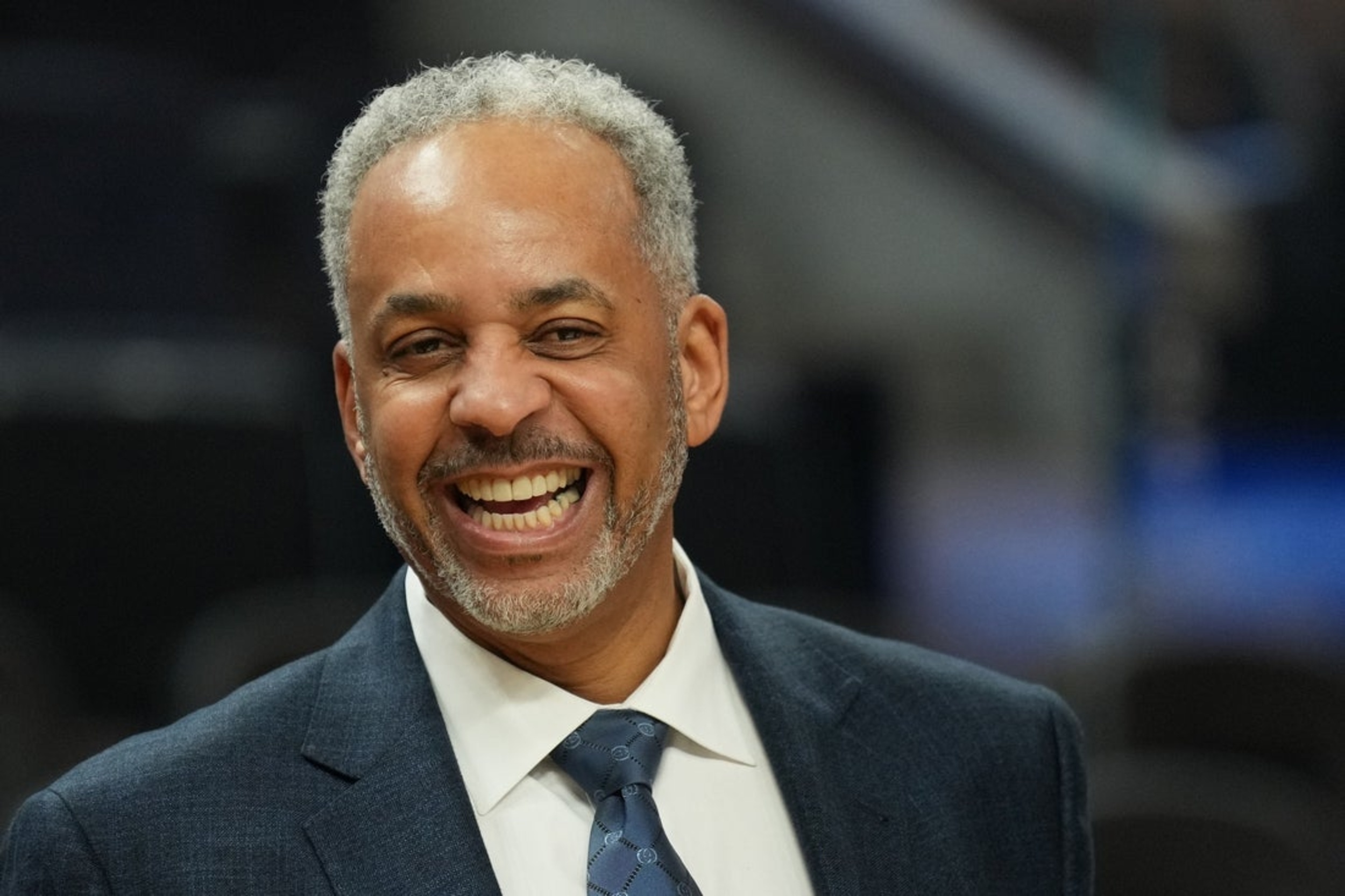 Report: Hornets retiring Dell Curry's No. 30 jersey
