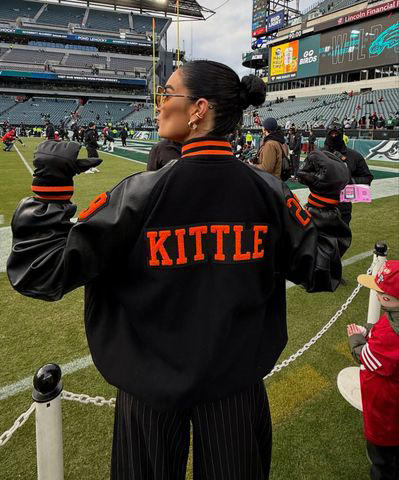 George Kittle's wife Claire emotionally details watching him suffer ...