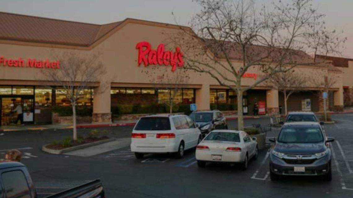 Why Raley's is shutting down one of its Roseville supermarket this month