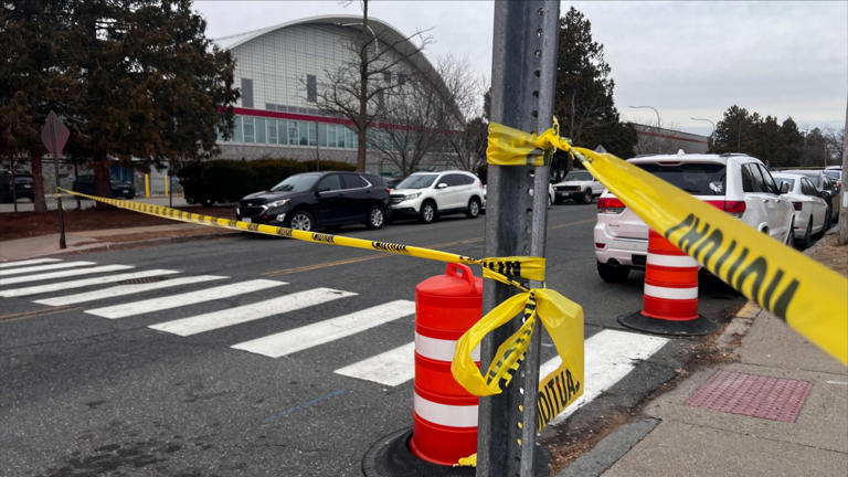 Bomb squad responds to Providence post office