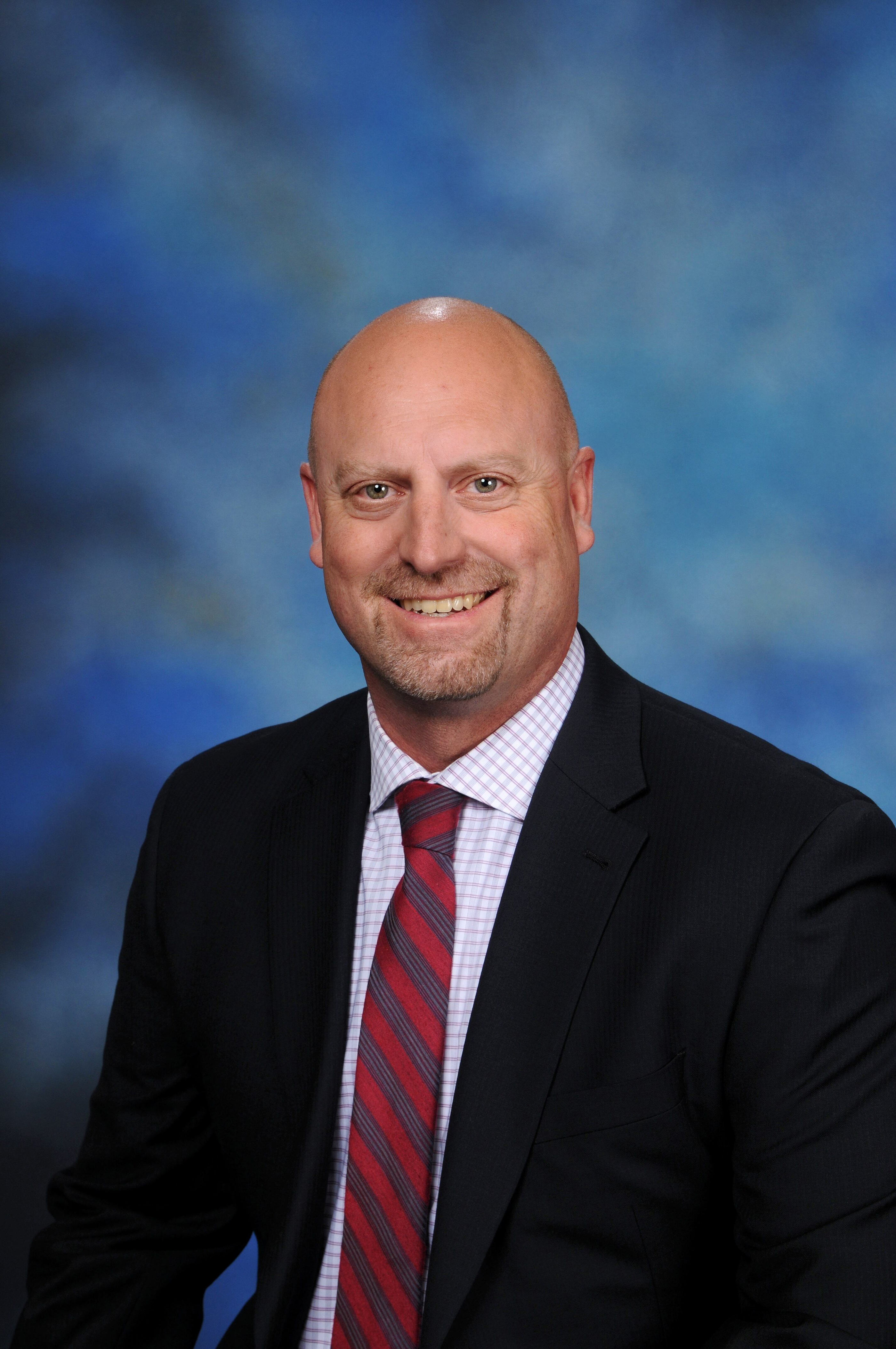 Fort Osage superintendent to retire following school year